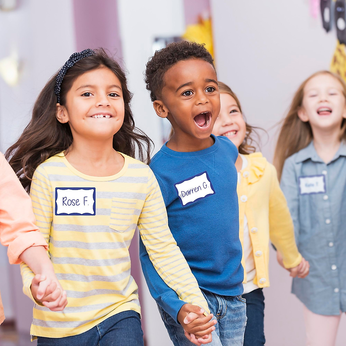 Avery Name Tags, White with Blue Border, 100 Removable Name Badges (05144)