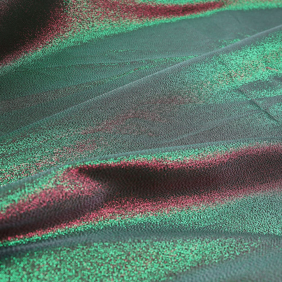 Two Tone Iridescent Fabric Metallic Thread Color Changing for Sewing Costume Gown (Green Red Blending) 50 Inches Wide, 4 Yards
