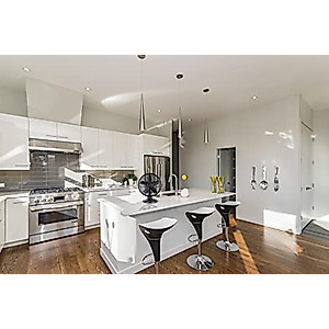 Good Housekeeping 92603 12" Retro Table Fan in Matte Black