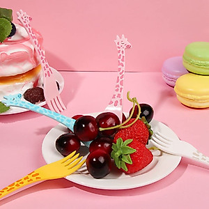 HomeSoGood 12Pcs Giraffe Fruit Fork, Mini Cartoon Snack Cake Dessert Fruit Pick Toothpick Salad Cocktail Sticks Party Supplies