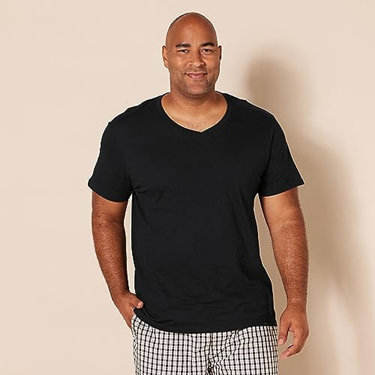 Amazon Essentials Men's V-Neck Undershirt, Pack of 6, Black, X-Small