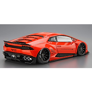 Aoshima LB Works Lamborghini Huracan Ver. 1 1:24 Scale Model Kit