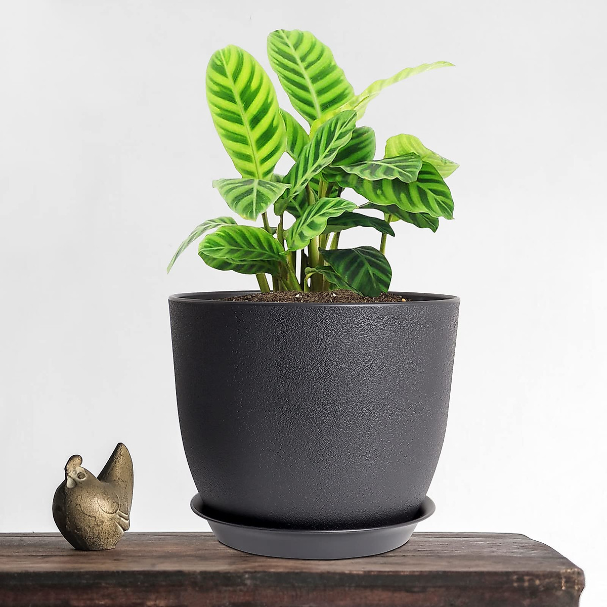 UOUZ 12/10/9 Large Modern Plant Pots, Plastic Planters with Drainage Holes and Saucers for Indoor Outdoor Plants Flowers, Black