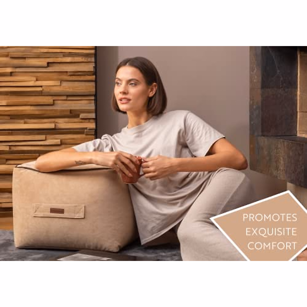 English Home Ottoman Pouffe, Comfortable Cube Foot Stool, Soft Velvet Bean Bag, Home Decor Footstool Extra Seating for Living Room, Bedroom, Casha, 17.7x17.7 inch (45x45 cm), Beige