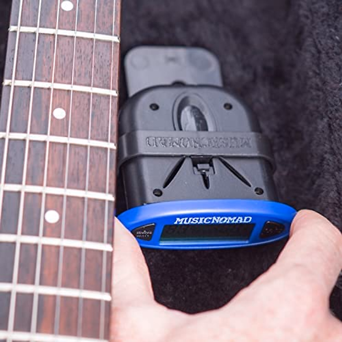 MusicNomad Premium Humidity Care System, Humitar & HumiReader (MN306)