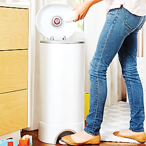 Munchkin® Step Diaper Pail Bundle with Refills and Deodorizer