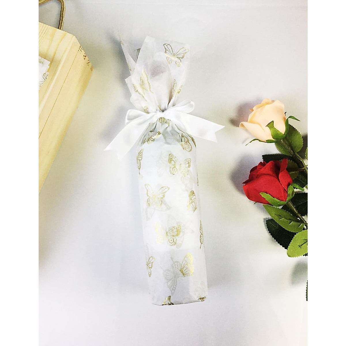 Bzumoot 50 Sheets Large Tissue Paper for Gift Bags 20 * 28 Inches White Metallic Gold Wrapping Gift Paper Butterfly Pattern Gift Wrapping Paper for Christmas Wedding Birthday Party DIY Craft