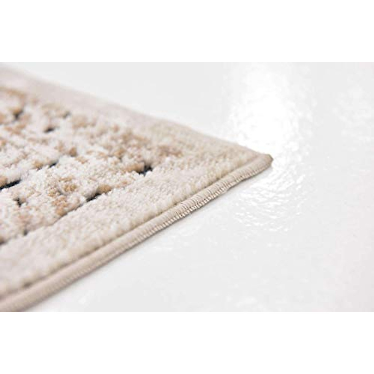 Unique Loom Chateau Collection Distressed, Textured, Vintage, Border, Rustic, Traditional Area Rug, 7 ft, Beige/Light Brown