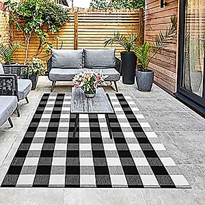 HOYIJA Buffalo Plaid Outdoor Rug 5 'x 7' Black and White Checkered Rug,Cotton Hand-Woven Indoor or Outdoor Check Large Area Rugs, Washable Rugs for Living Rooms/Dining Room/Bedroom/Farmhouse (5＇×7＇)