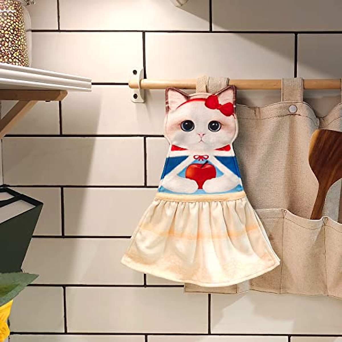PAT JUUMG Cute Princess Cat Hand Towels for Bathroom Kitchen,Cat Home Decor Towel Hanging Face Towels Absorbent Soft,Funny Cat Gifts for Cat Lovers Gifts for Women,Christmas/Housewarming Gift