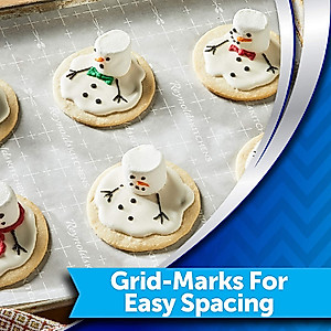 Reynolds Kitchens Cookie Baking Sheets, Pre-Cut Parchment Paper (22 Sheets, Pack of 2)