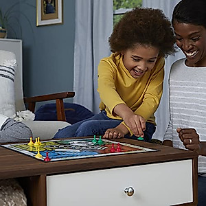 Hasbro Gaming Sorry! Game