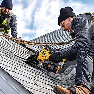 DeWALT DCN45RNB 20V Max 15 Degree Cordless Coil Roofing Nailer
