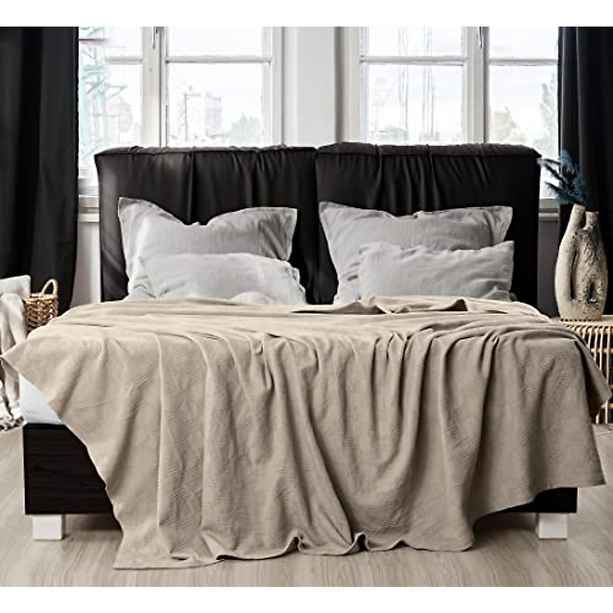 Utopia Bedding 100% Cotton Blanket (King Size - 90x108 Inches) 350GSM Lightweight Thermal Blanket, Soft Breathable Blanket for All Seasons (Khaki)