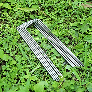 6 Inch Landscape Staples, Galvanized Garden Stakes, U-Shaped Weed Barrier Stakes, Garden Staples for Weed Barrier Stakes, Landscape Fabric Stakes, Soaker Hose Stakes (20 Pack)