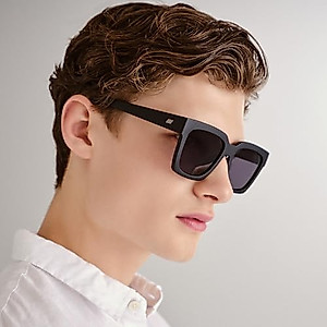 Le Specs Women's Weekend Riot Sunglasses, Matte Black, One Size