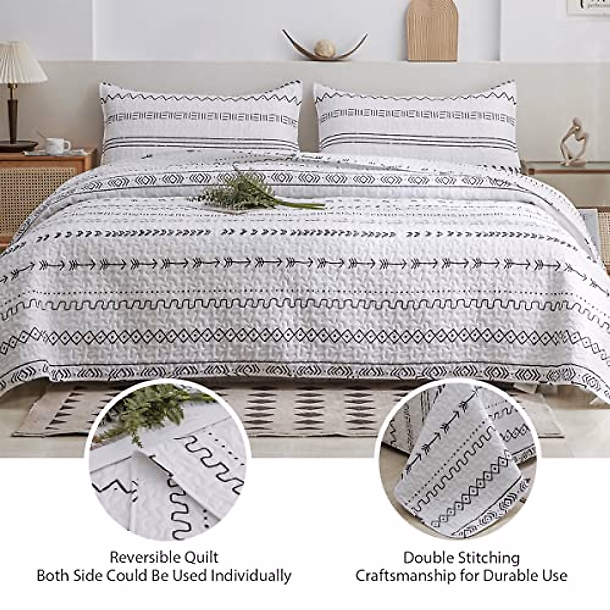 LUCKYBULL White Quilt Set Boho Bedspread King XL Size (104x96 in), 3 Pieces Bohemian Striped Reversible Lightweight Coverlet Quilt Set for All Season