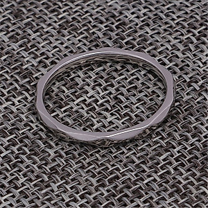 Fashion Month Women 2mm Wave Prismatic Pattern White Gold Ring Engagement Wedding Lady Finger Thin Stainless Steel Band Size 8