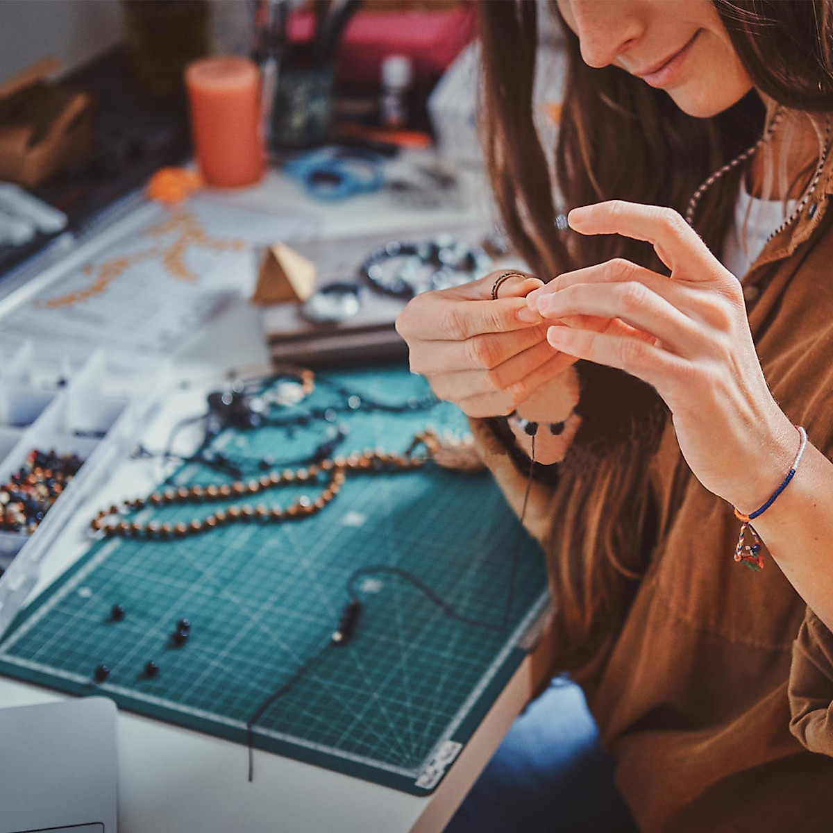 0.8mm Nylon Cord, Thread Chinese Knot Macrame Rattail Bracelet Braided String (Red)