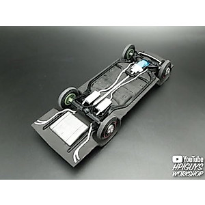 AMT 1965 Pontiac GTO Hardtop Craftsman Plus 1:25 Scale Model Kit