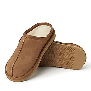 Fireside by Dearfoams Dempsey Genuine Shearling Clog, Chestnut, 2 Big Kid
