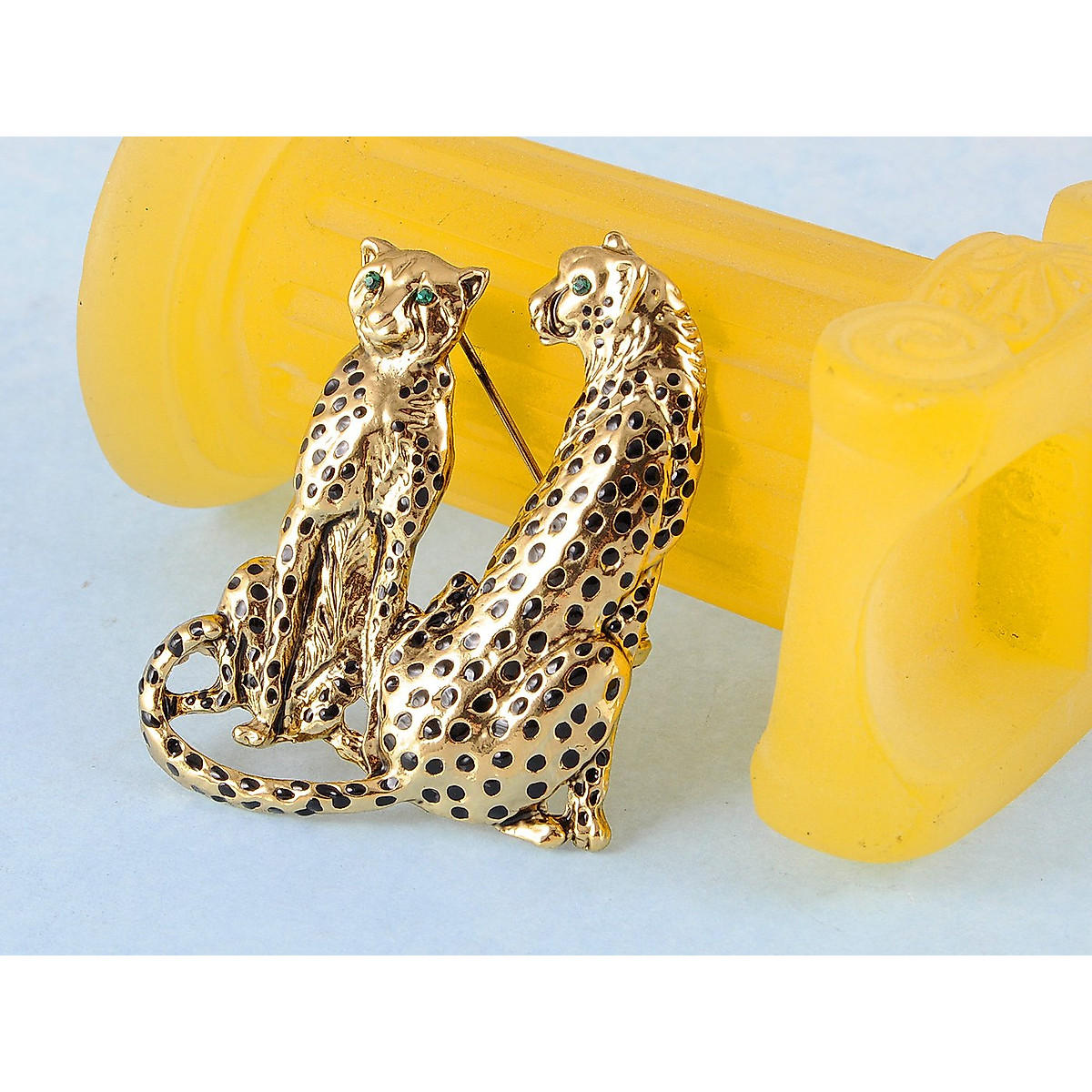 Alilang Golden Tone Tuquoise Blue Eyed Spotted Leopard Family Twin Lover Brooch Pin, Gold