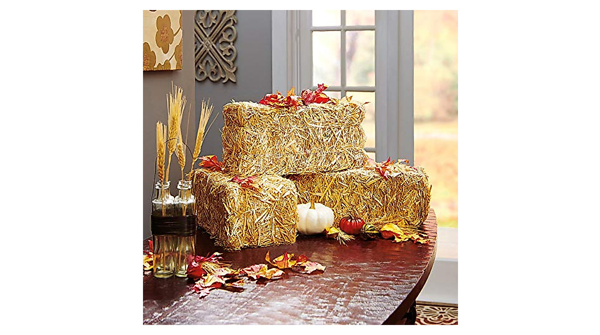 FloraCraft Decorative Straw Bale for Rustic Décor