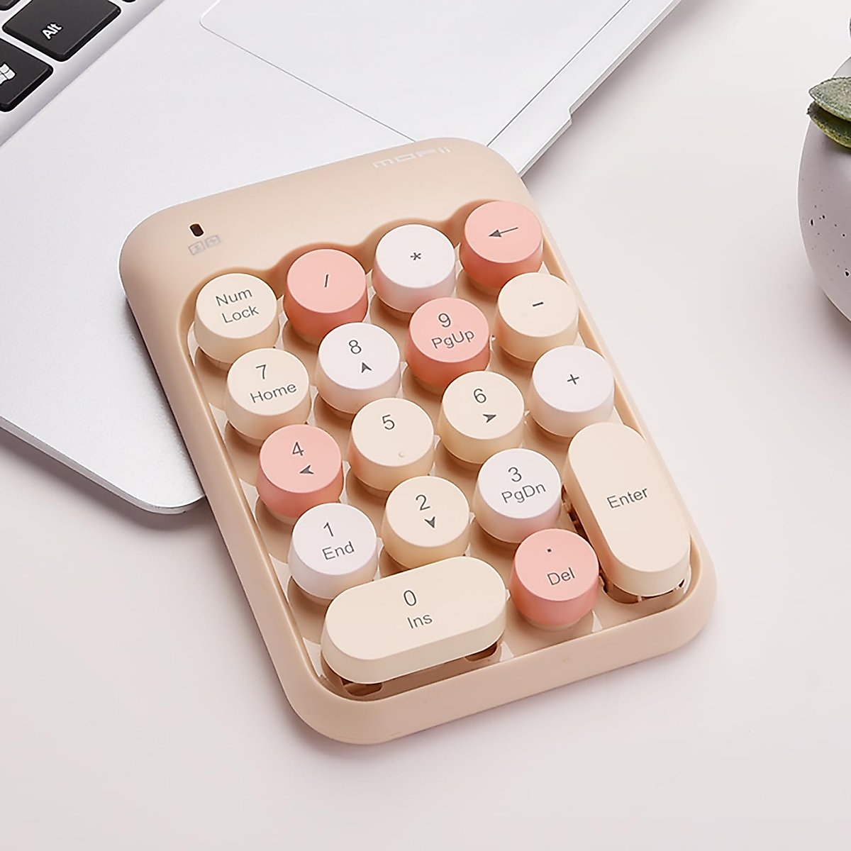 Lomiluskr Wireless Numeric Keypad with 2.4G USB Receiver, Cute Colorful Round Keycaps, Portable Financial Accounting Numpad Number Keyboard, Suitable for PC, Laptop (Milk Tea)