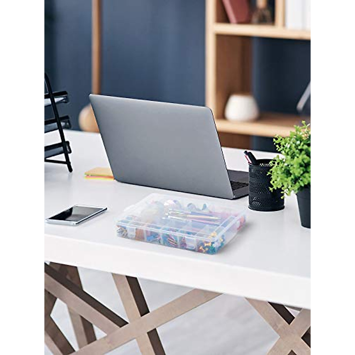 iBune 18 Grids Large Plastic Compartment Container, Bead Storage Organizer Box Case with Adjustable Removable Dividers for Jewelry Craft Tackles Tools, Size 11.7 x 7.7 x 1.7 in, White