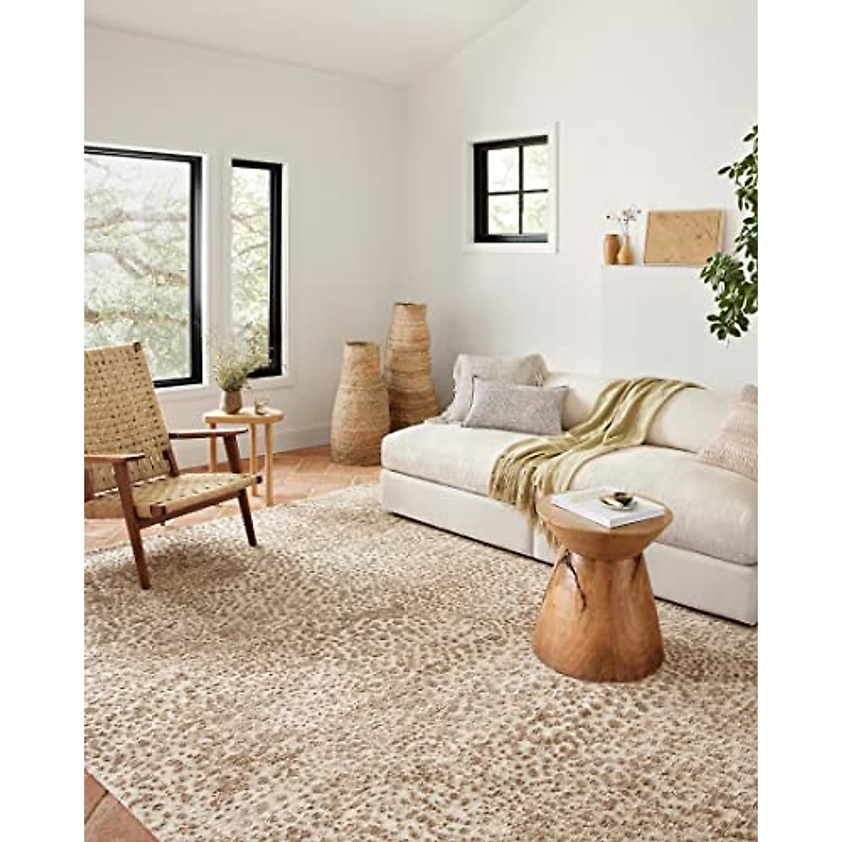 Loloi II Neda Collection NED-02 Ivory/Sand, Transitional 3'-6" x 5'-6" Accent Rug