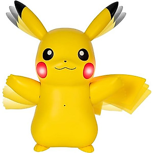 Pokémon Train and Play Deluxe Pikachu - 4.5-Inch Pikachu Figure with Lights, Sounds, and Moving Limbs Plus Interactive Accessories