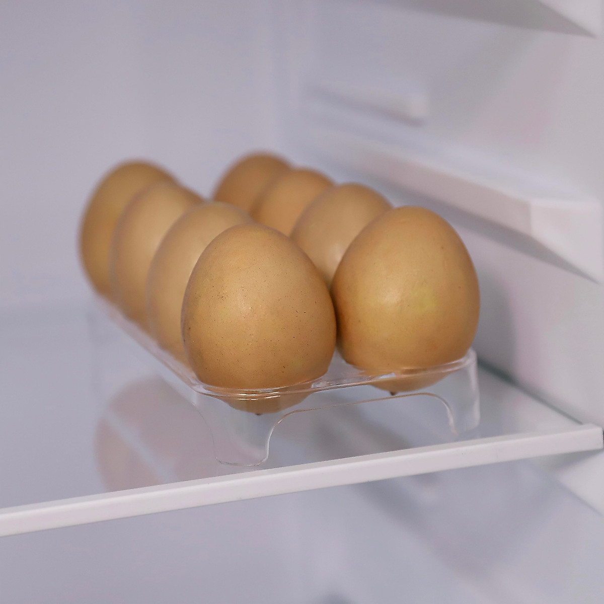 West Bend Apartment Refrigerator Freestanding Slim Design Full Fridge with Top Freezer for Condo, House, Small Kitchen Use, 7.4-Cu.Ft, Black