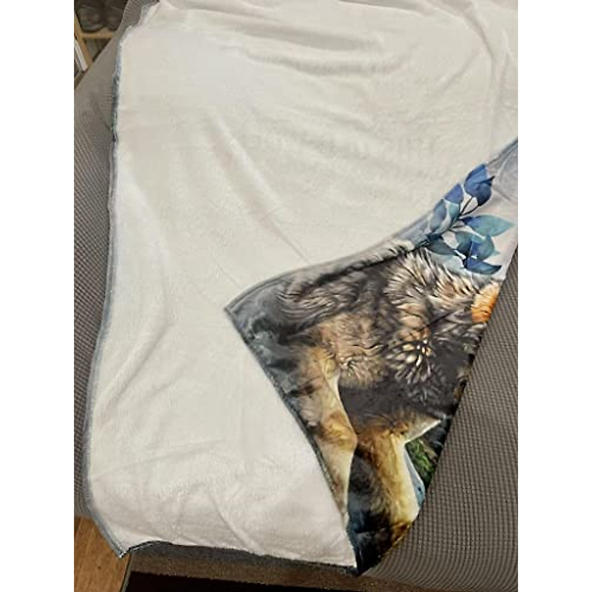yuboo to My Son‘s Gifts from Mom Blanket,Sublimation Fleece Wolf Blanket Throw for Sofa Couch Bed Decor,60''x50'' for Teens Kids and Adults