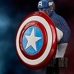 Diamond Select Toys Marvel Comics: Captain America 1:7 Scale Resin Bust, Multicolor, 6 inches
