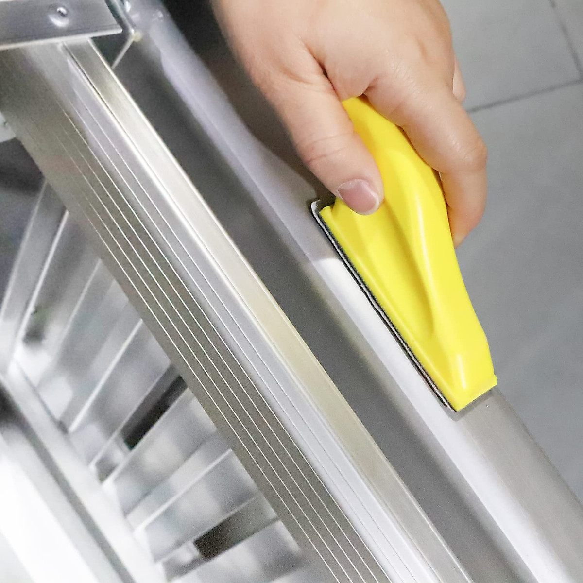 60 Sheets Micro Detail Sander Paper Kit,3.5”x 1”Hand Sanding Block for Small Projects Wet Dry Hook & Loop Silicon Carbide 80 to 400 Grit Sandpaper for Wood Crafts,Tight Narrow Spaces Metal Finishing