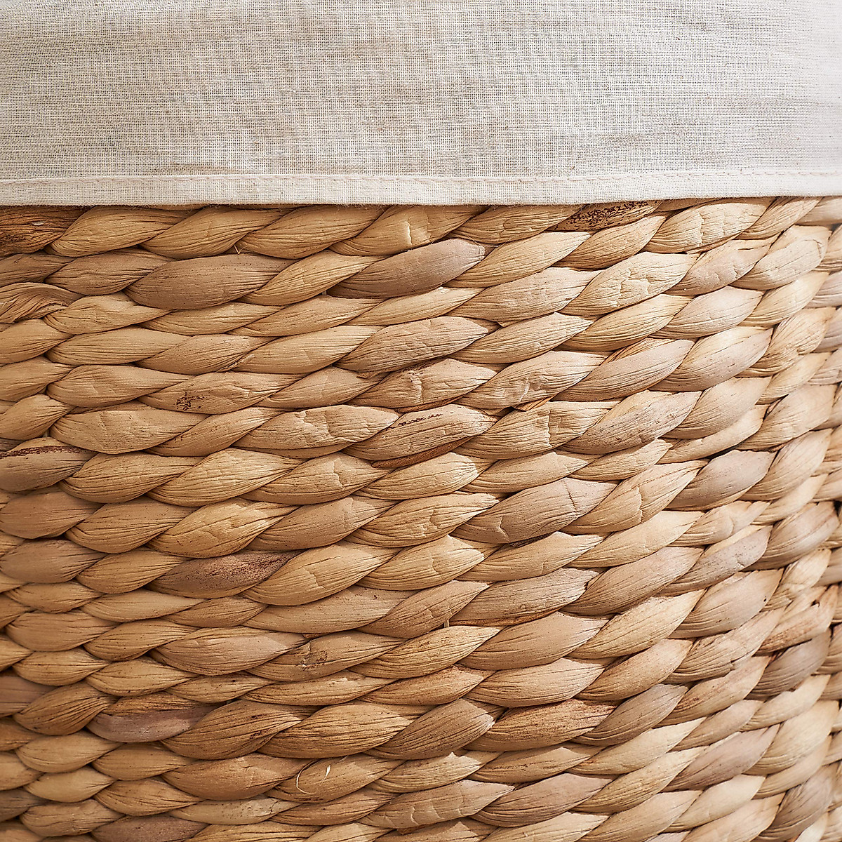 Round Woven Wicker Laundry Hamper with Lid - Large Water Hyacinth Storage Wicker (Natural Brown, 15"L x 15"L x 20"H)