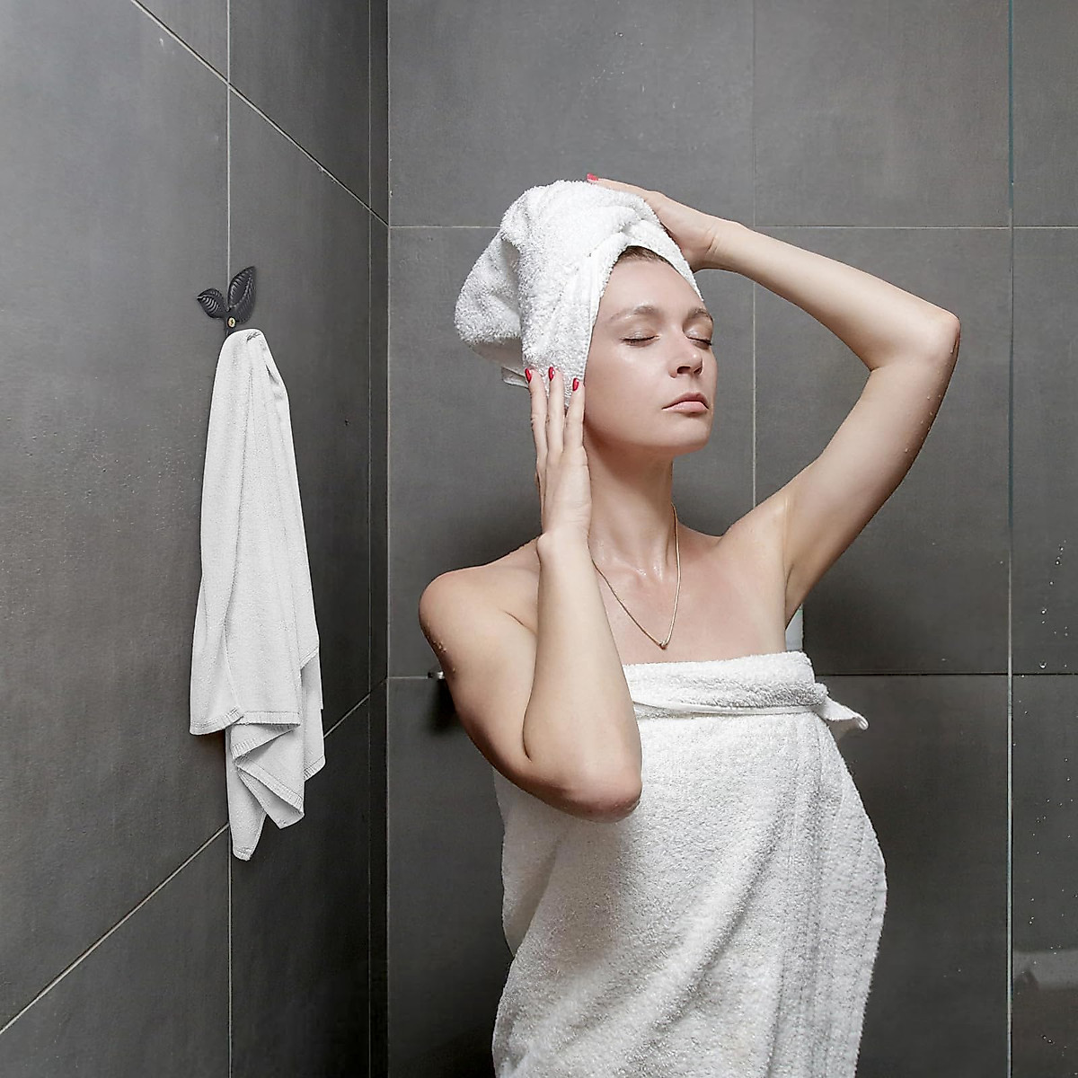 4pcs Iron Leaf Single Wall Hooks Rustic Wall Hooks Vintage Coat Hooks for Scarf Bag Key Cap Clothes Kitchen Black