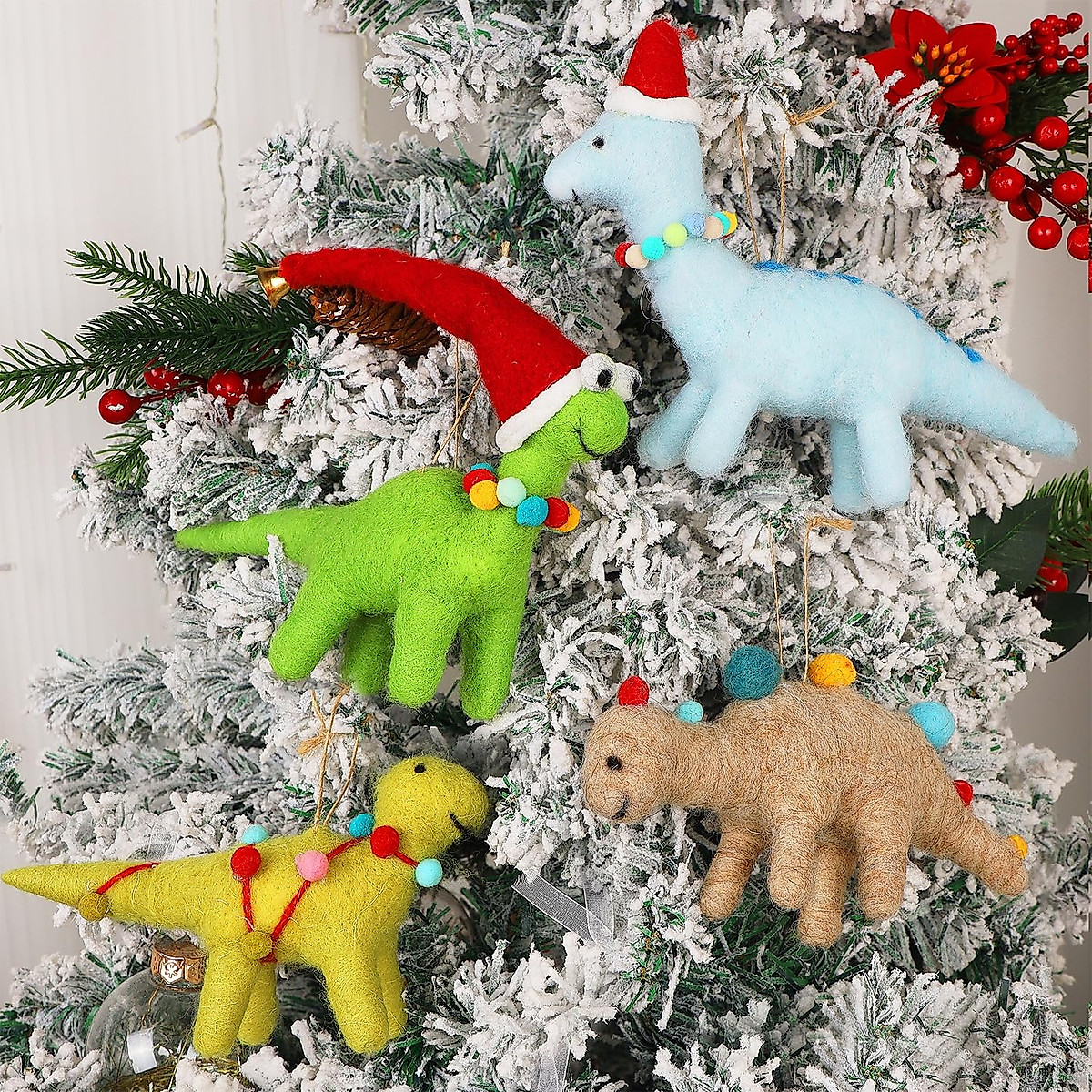 Juegoal Christmas Felt Dinosaurs Ornaments Set of 4, Xmas Wool Dinosaur Hanging Decor, Felt Animal Crafts Woodland Cute Christmas Tree Wreath Decor for Home Dinosaur Themed Birthday Party Supplies