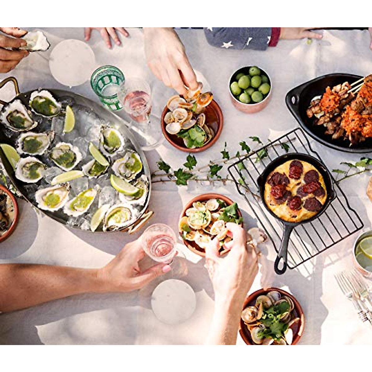 Palais Essentials Farmhouse Decor Marble Coasters for Drinks - Kitchen Table Drink Coaster Set of 4-4" Diameter (Round White)