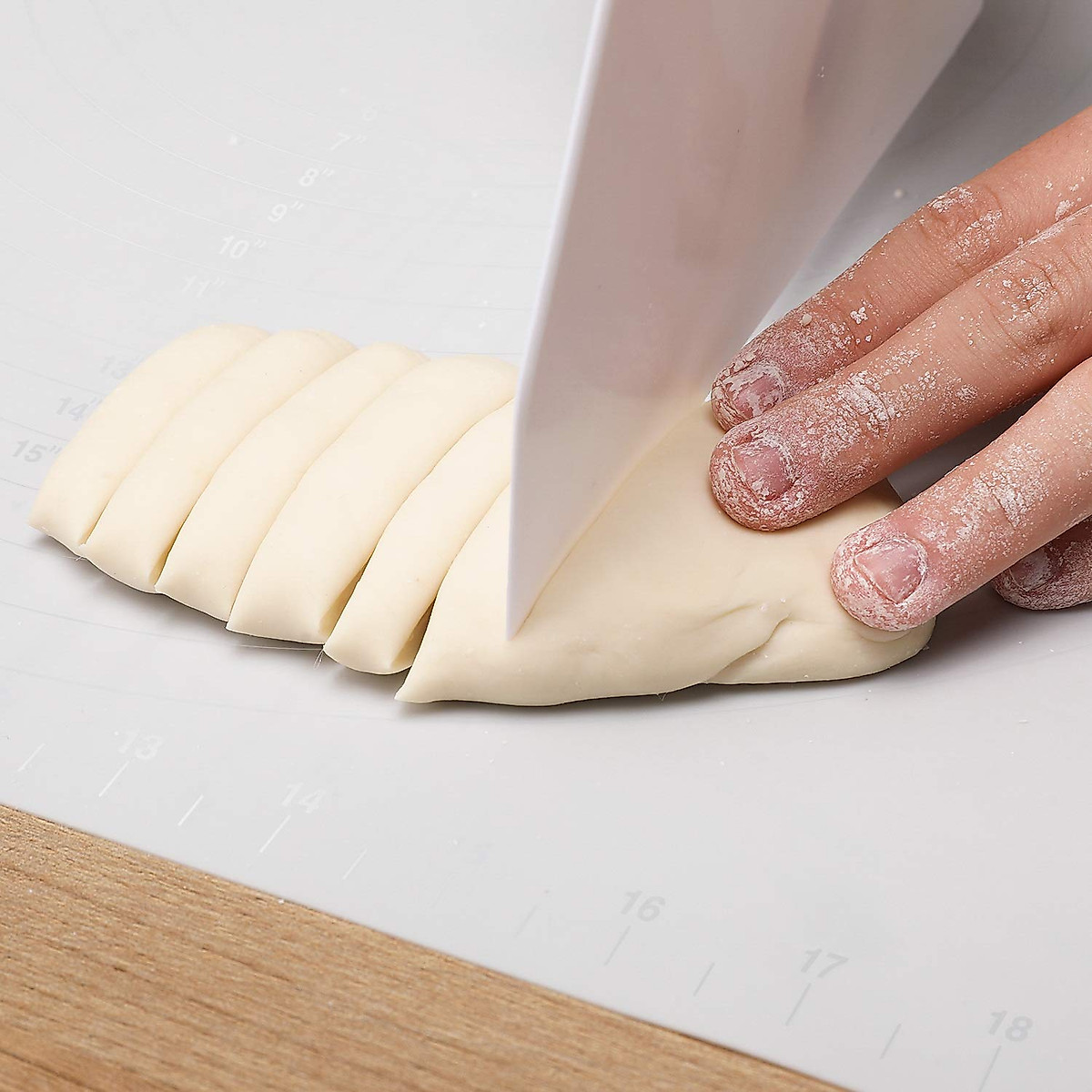 LONGFITE Extra Large 23.6''x19.7'' Silicone Baking Mat for Dough Rolling Pastry Fondant Mat Nonstick and Nonskid Heat Resistent, Dining Table Mat and Placemat (Extra Large Gray)