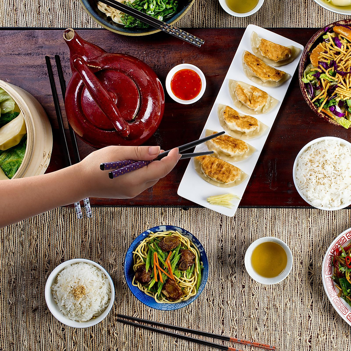 Sbirdbao Halloween Party Reusable 5 Pairs 9.4 Inches Wooden Chopsticks, Dishwasher Safe Tableware Gift with Halloween Decorations Sets