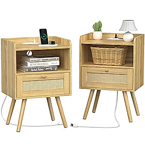 SUPERJARE Nightstands Set of 2, Night Stands with Charging Station & PE Rattan Decor Drawer, Bed Side Tables with Solid Wood Feet, End Table, for Bedroom, Living Room - Natural
