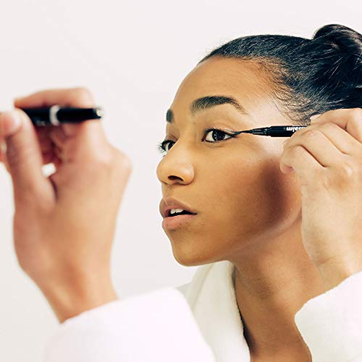 Mistake Erase Liquid Eyeliner and Corrector - All Day Wear Water-Resistant Eye Liner