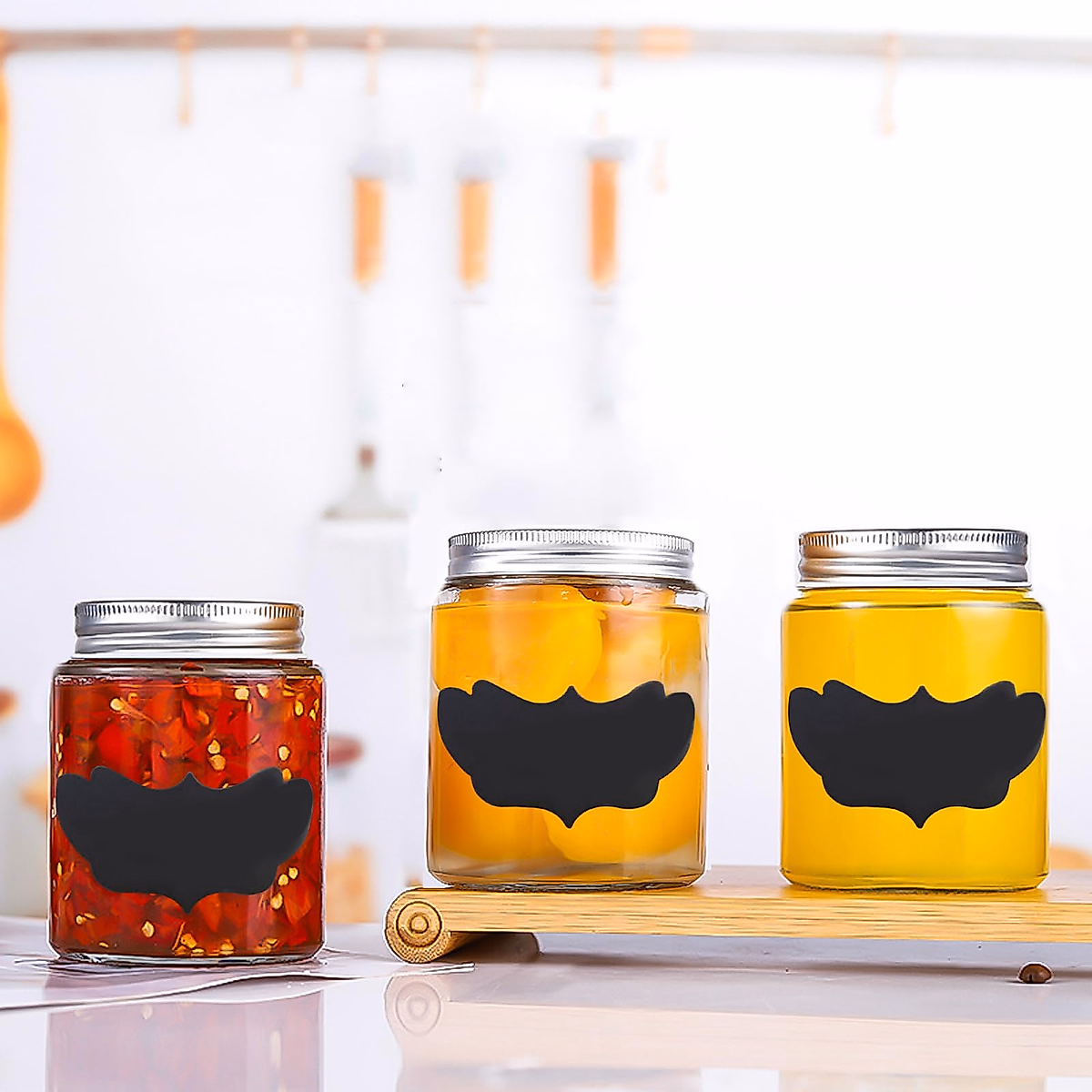 Voittozege 1.7oz Mini Mason Jars with Lids, 24 Pack Small Glass Bottles with Cap and 24 Pcs Labels, Round Clear Jars Food Container Mini Spice Jars for Jam, Honey, Wedding Shower Favors