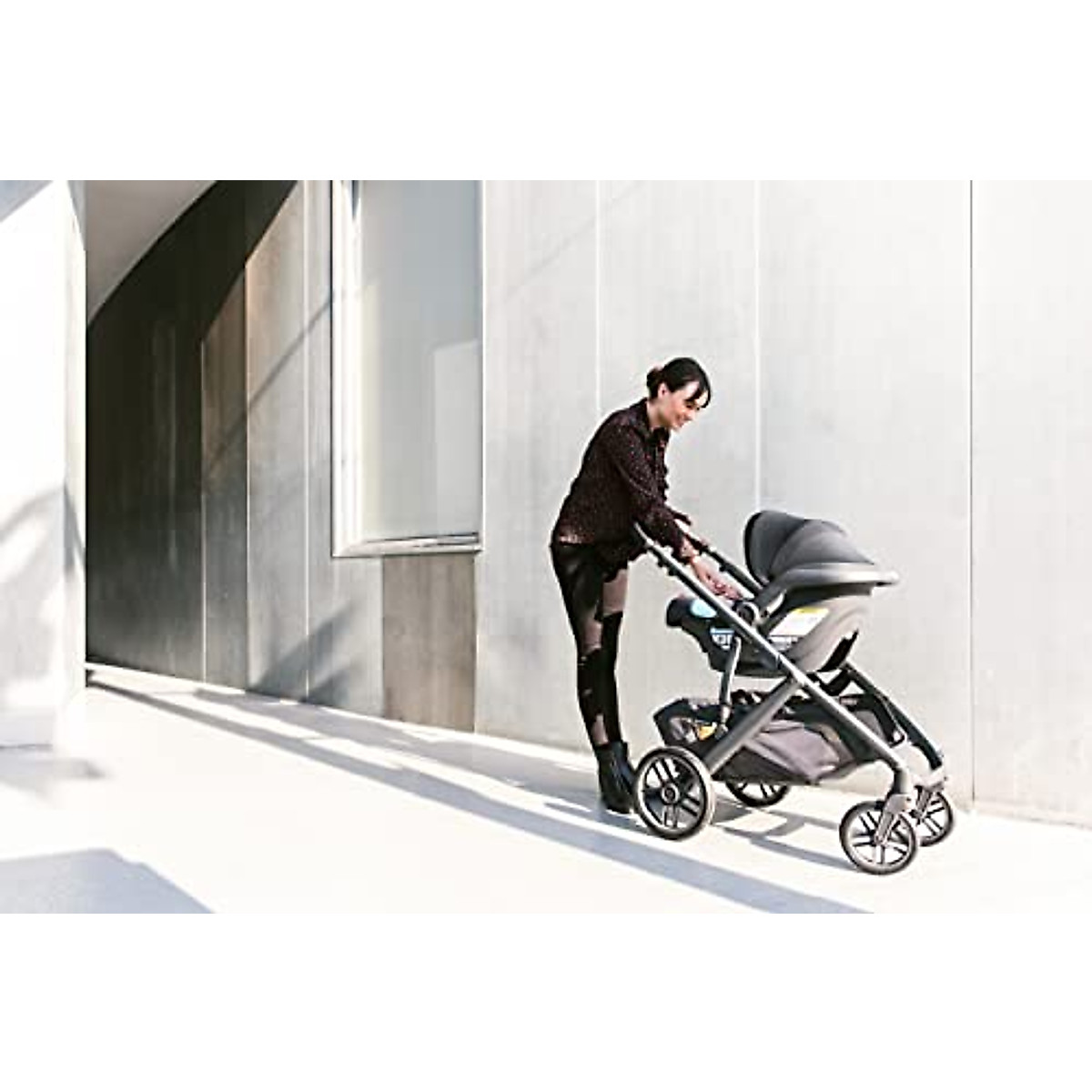 Vista V2 Stroller - Greyson (Charcoal Melange/Carbon/Saddle Leather) + MESA Infant Car Seat - Jake (Black)