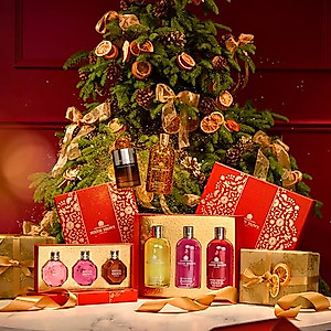 Molton Brown Floral & Spicy Body Care Gift Set