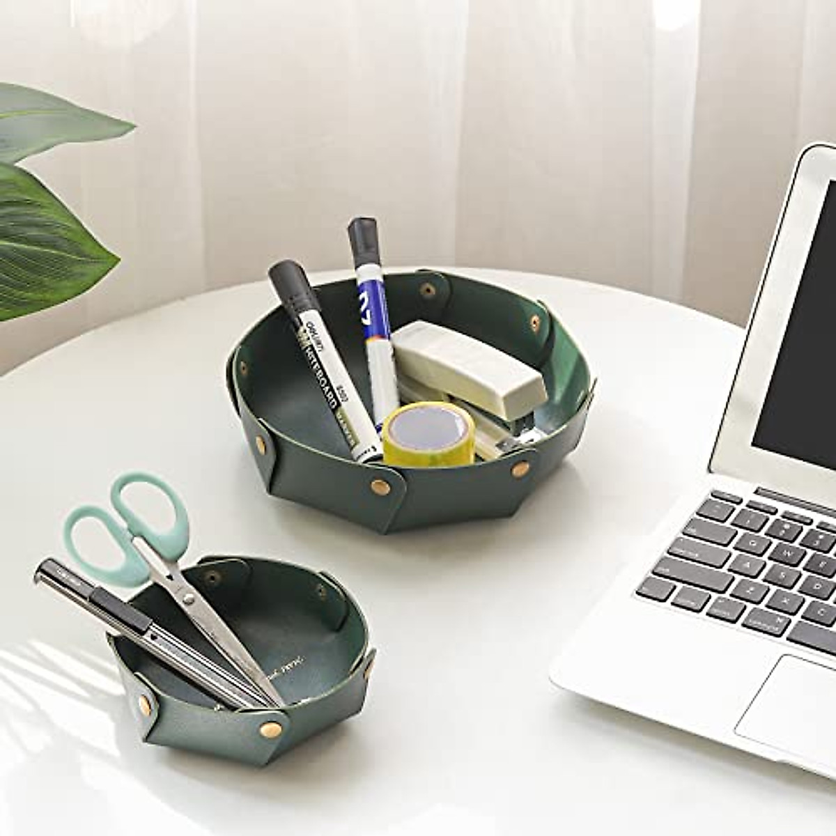 Aoyinism Leather Valet Trays,Premium Catchall Trays,Jewelry Trays, Decorative Desk Organizer, Soft Foldable Desk Organizer, Office/Home Organization Trays(Large and Small,2PCS) (Green)