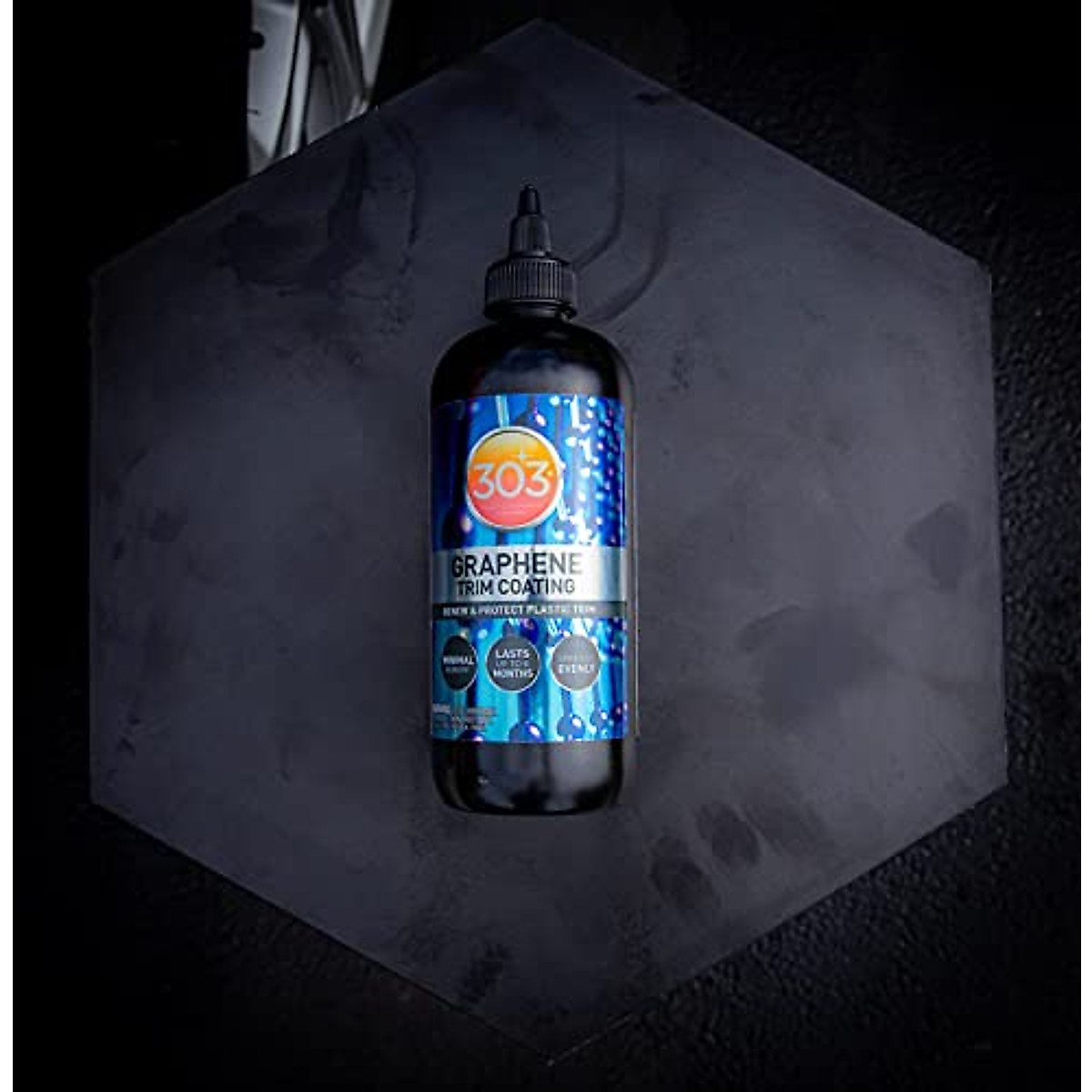 303 Products Graphene Trim Coating – Hydrophobic Graphene Coating – UV Protectant Coating – 6 Months of Protection – Darkens and Renews Plastic Trim – Non-Greasy – 8 Oz (30249)