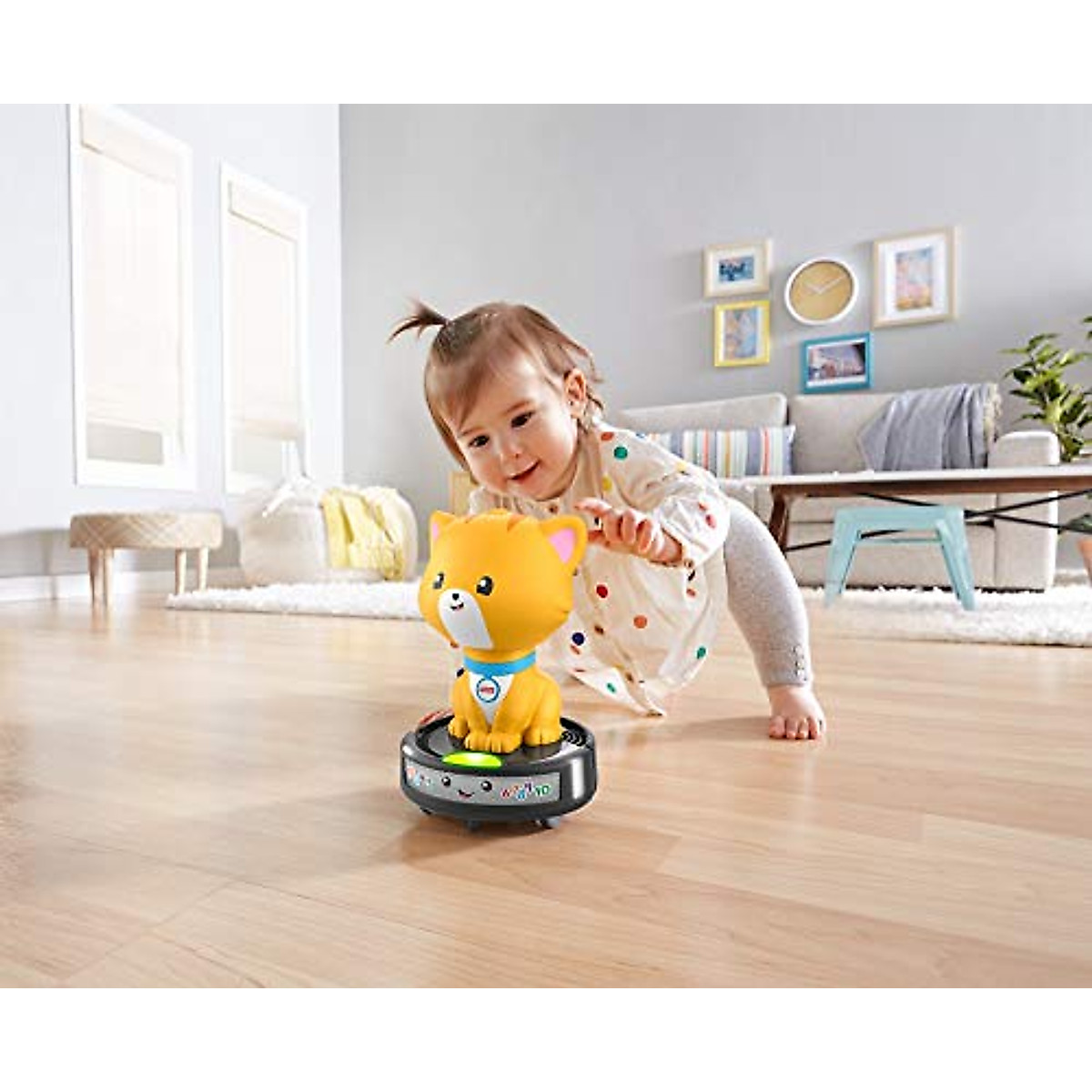 Fisher-Price Laugh & Learn Crawl-After Cat on a Vac, Musical Toy for Crawling Babies and Walking Toddlers