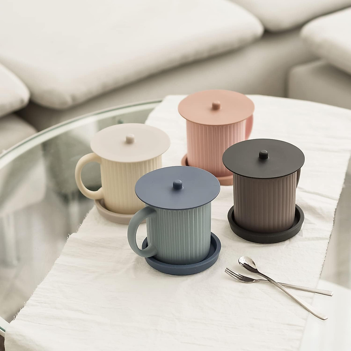 Carrotez Silicone Cup Cover Lids, 4.3 Inch Mug Covers, Reusable Silicone Coffee and Tea Cup Lids, 1 pc - Black